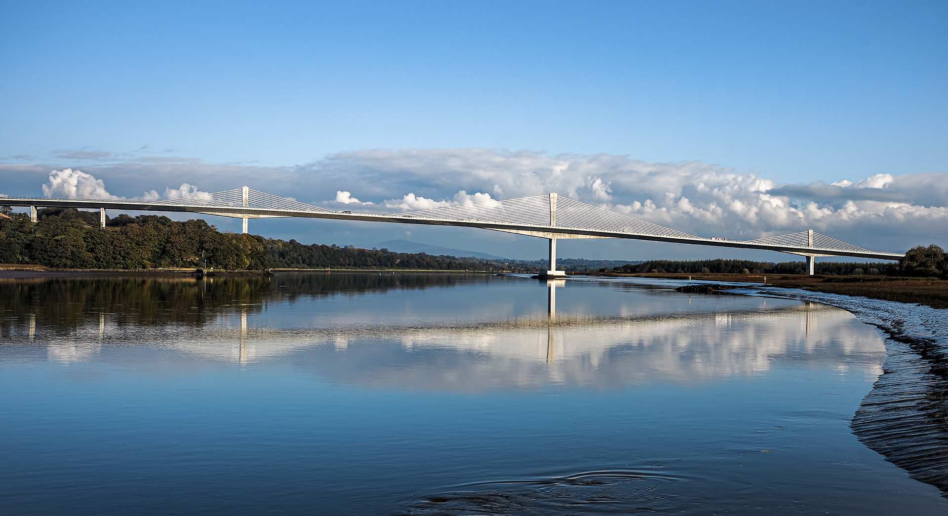 CFCSL Bridge over the River Barrow. New Ross. Ireland. 2020. - CFCSL