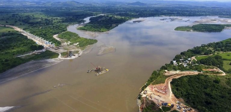 CFCSL Bridge over Magdalena river. Puerto Berrío. Colombia. 2020. - CFCSL